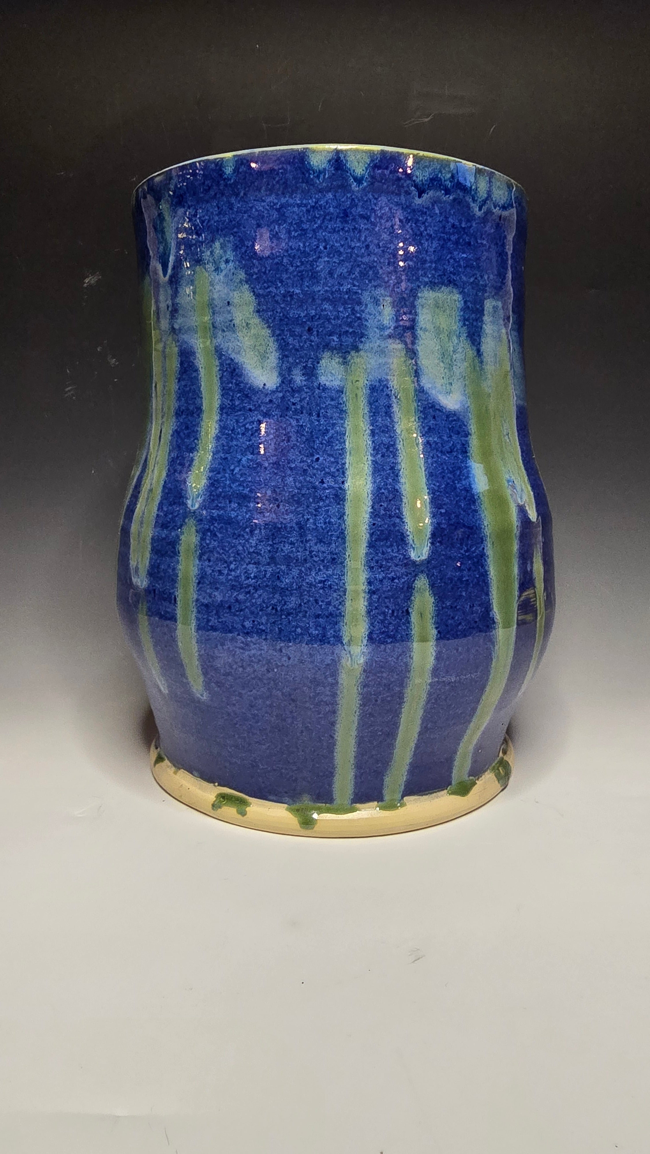 Cascading Sky Vase – thependletonstudio